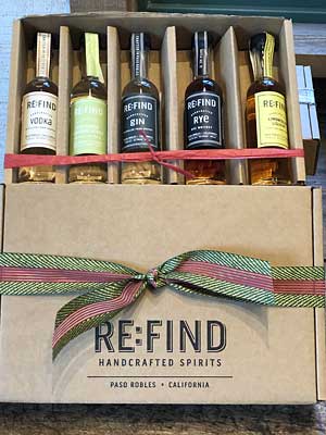 The Best Wine Tasting Kits & Other Fun At Home Experiences